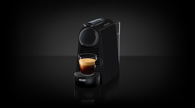 Essenza Mini Matt Black DeLonghi | Coffee Machines | Nespresso