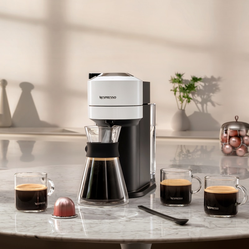 Vertuo Next Cherry Red coffee machines | Always On 2023 | Nespresso™ Chile