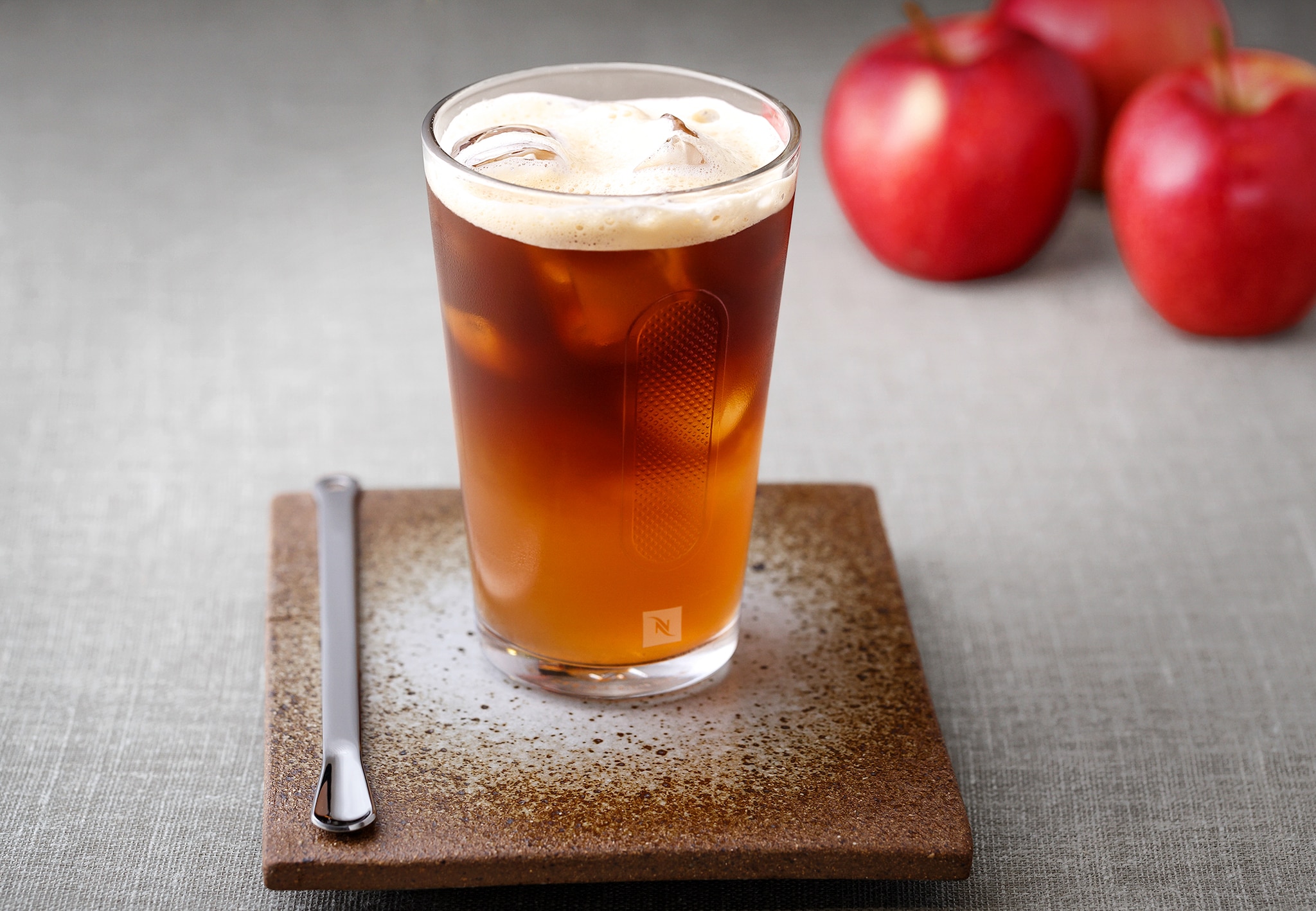 Rețetă cafea Apple Coffee - Reţete de cafea | Nespresso™ România